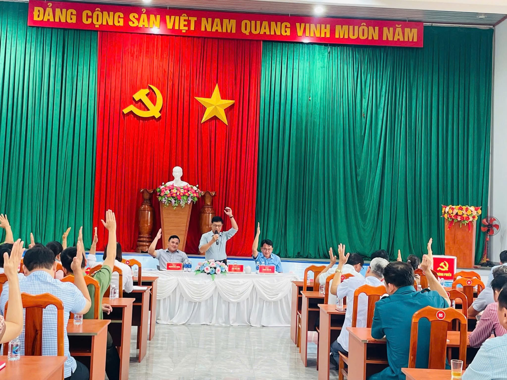 XÃ SÔNG RAY TỔ CHỨC HỘI NGHỊ LẤY Ý KIẾN GIỚI THIỆU NHÂN SỰ TÁI CỬ CÁC ...